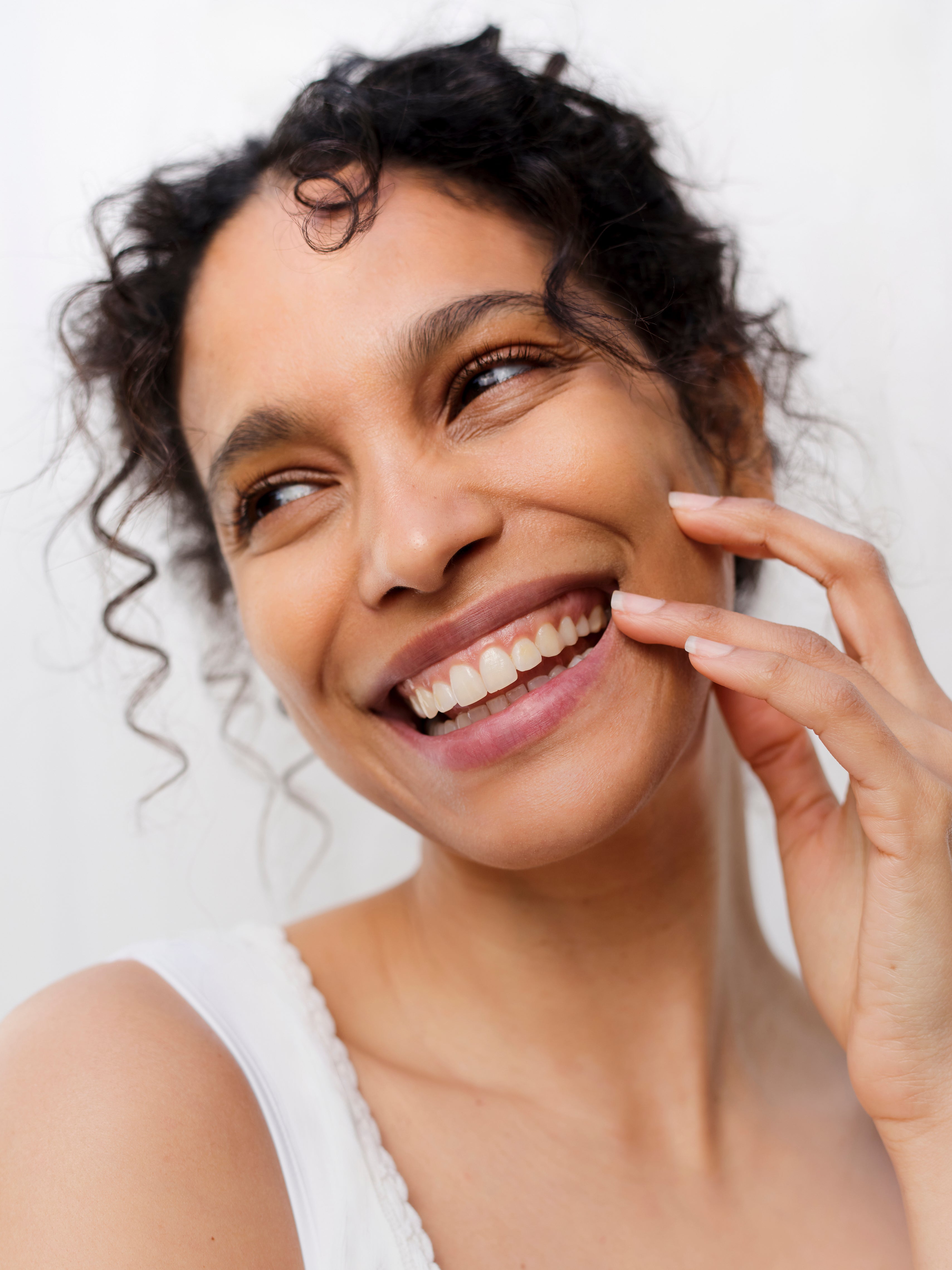 Revitin | Whiten Teeth Naturally: The Best Toothpaste Without Harsh ...