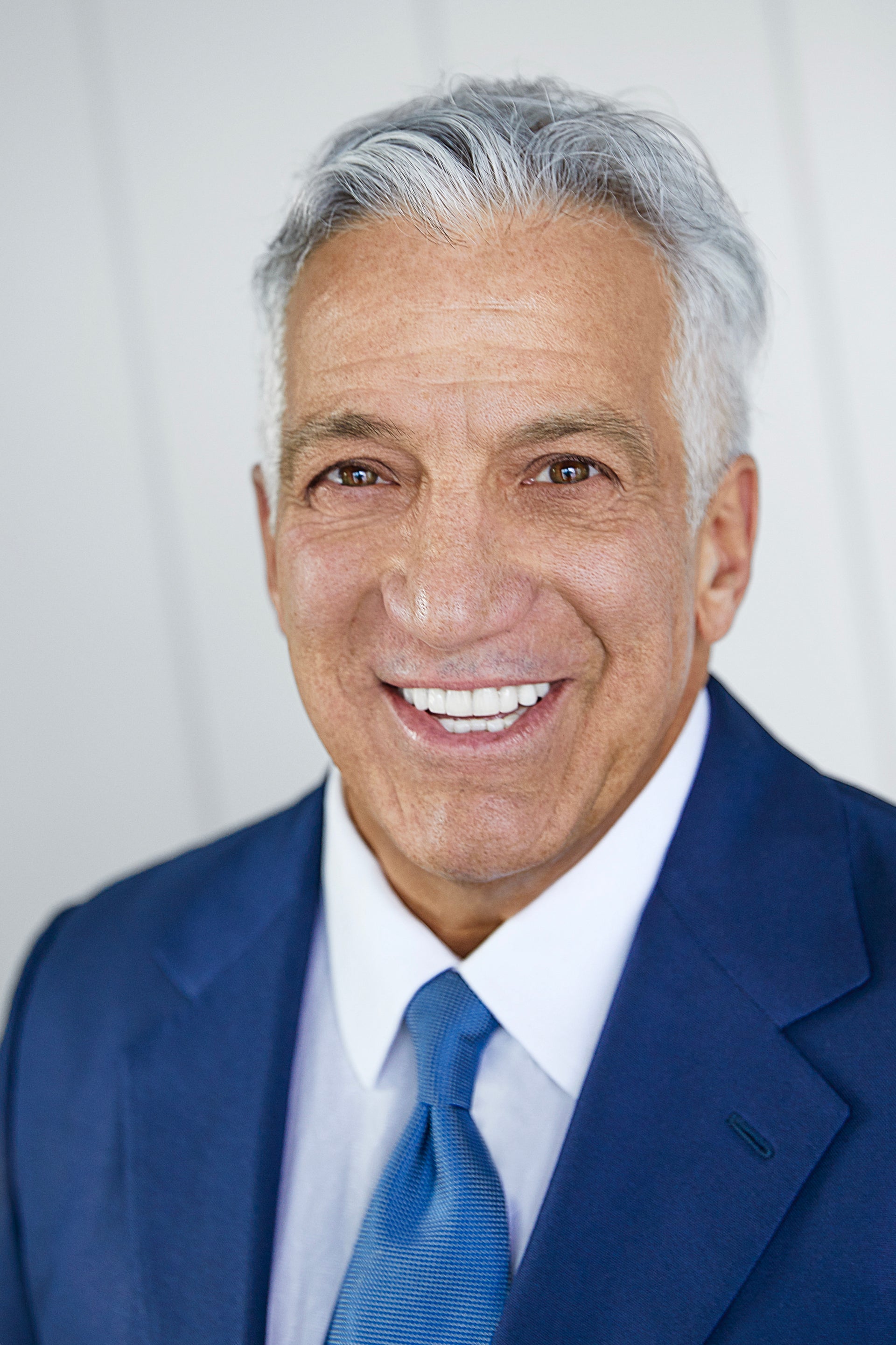 Meet Dr. Gerry – Revitin